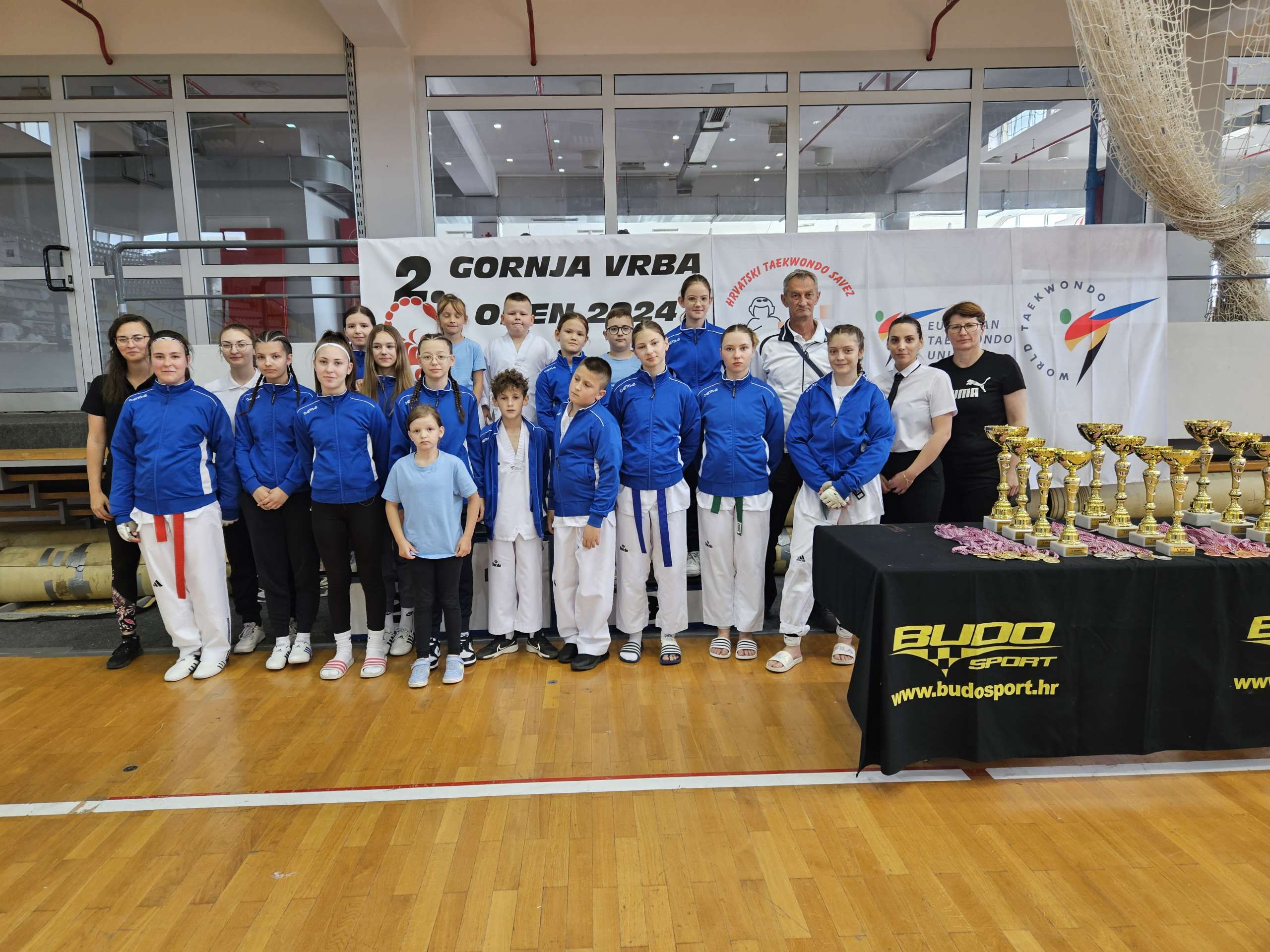 SAJNAMIJU 15 MEDALJA I 2 PEHARA NA MEĐUNARODNOM TAEKWONDO TURNIRU 2 ...
